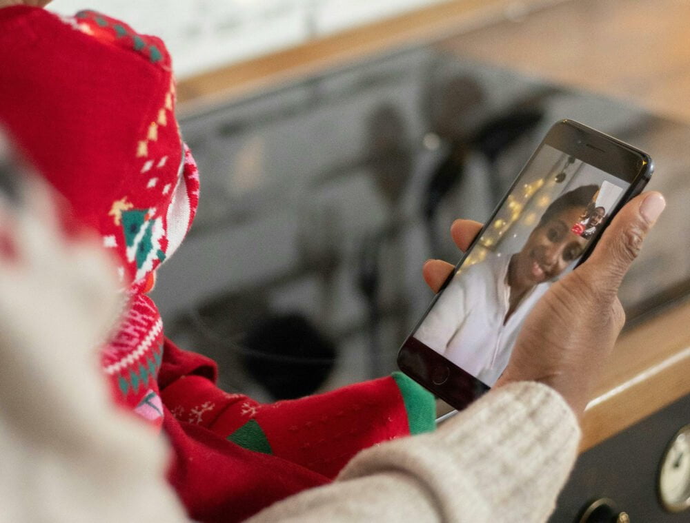 Video Calling on Your Android Phone or iPhone | Snapfōn Wireless